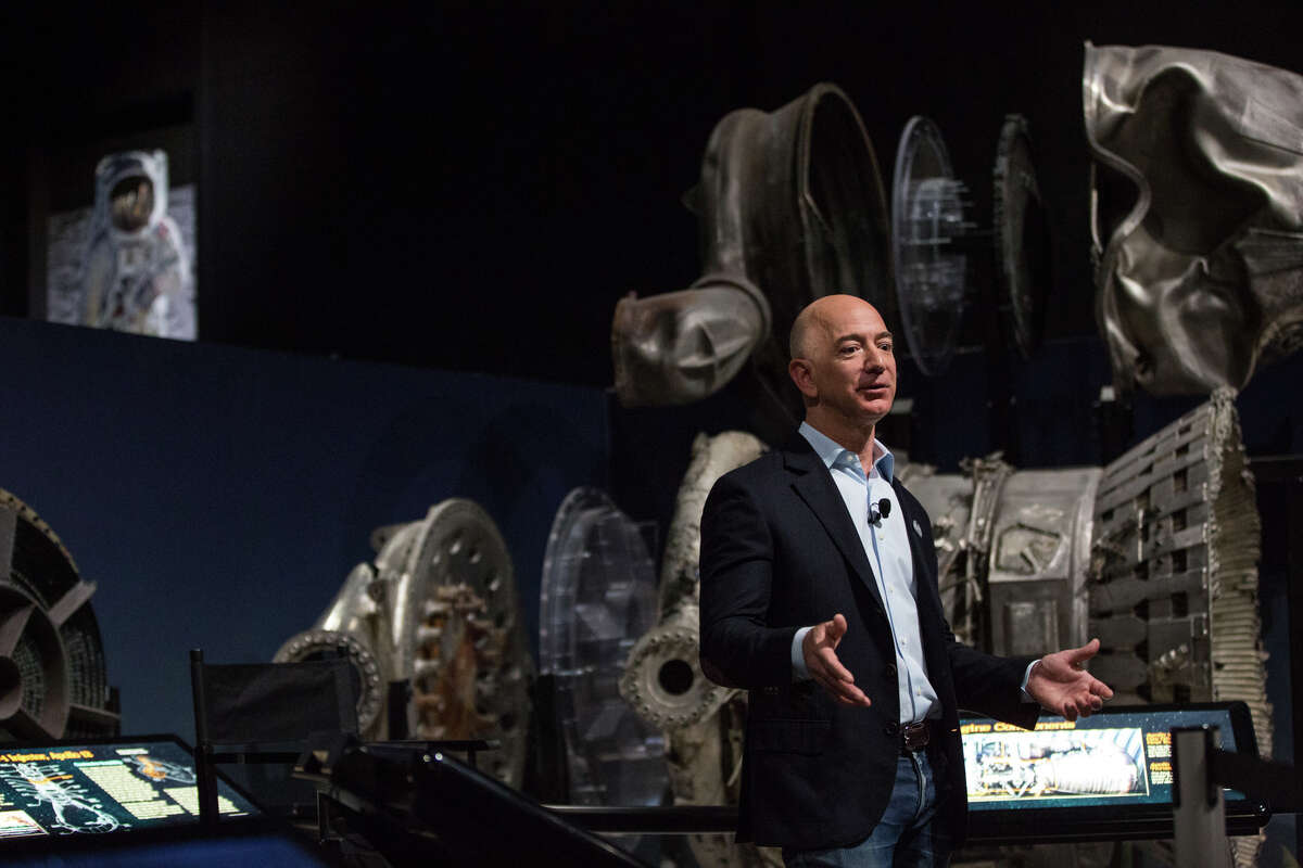 Museum of Flight shows off rare Apollo artifacts