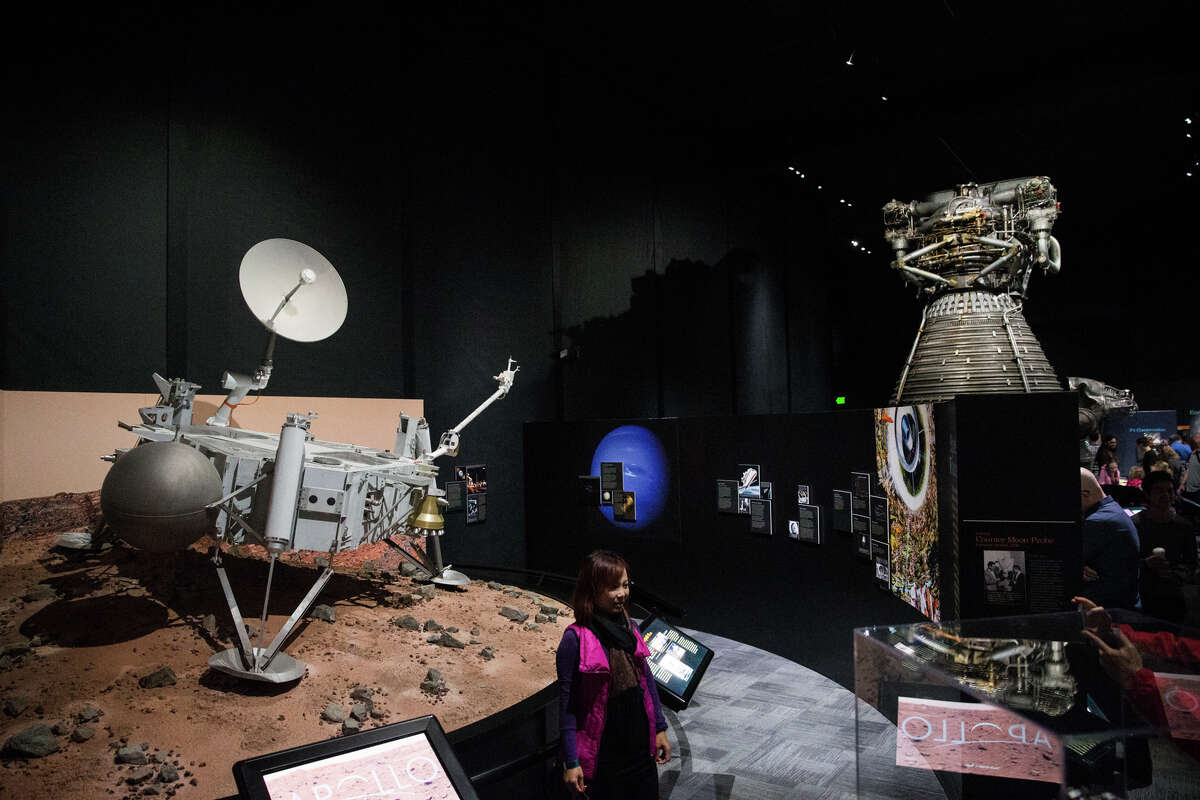 Museum of Flight shows off rare Apollo artifacts