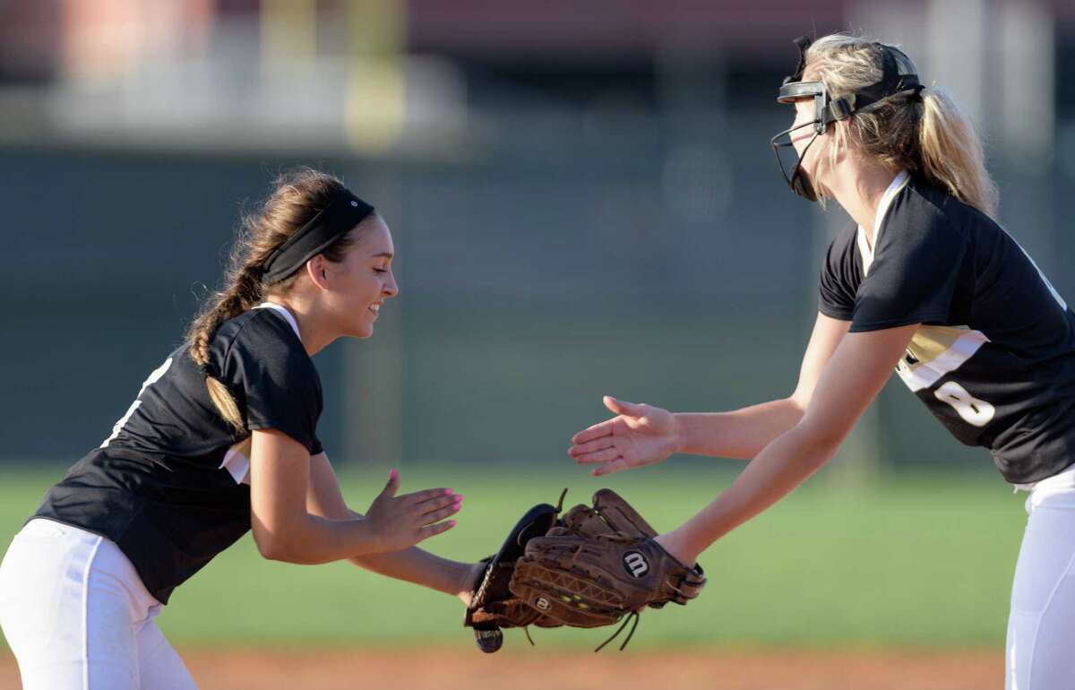 Foster softball sweeps into IV-5A final