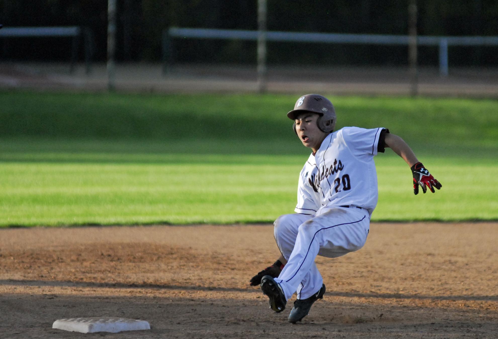 Baseball: Bethel shuts out Stratford, reaches SWC semis