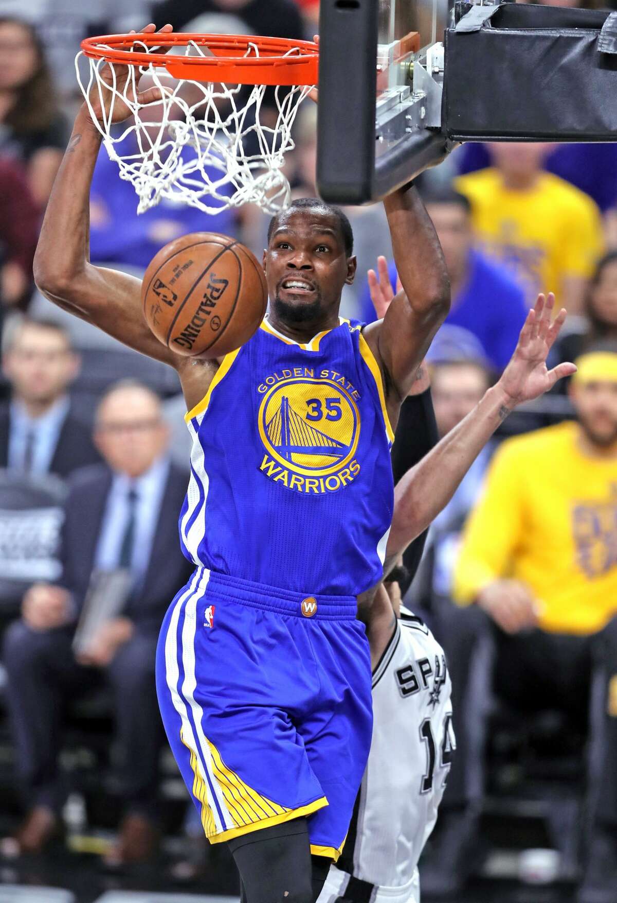 Kevin Durant planning on playing for Warriors next season