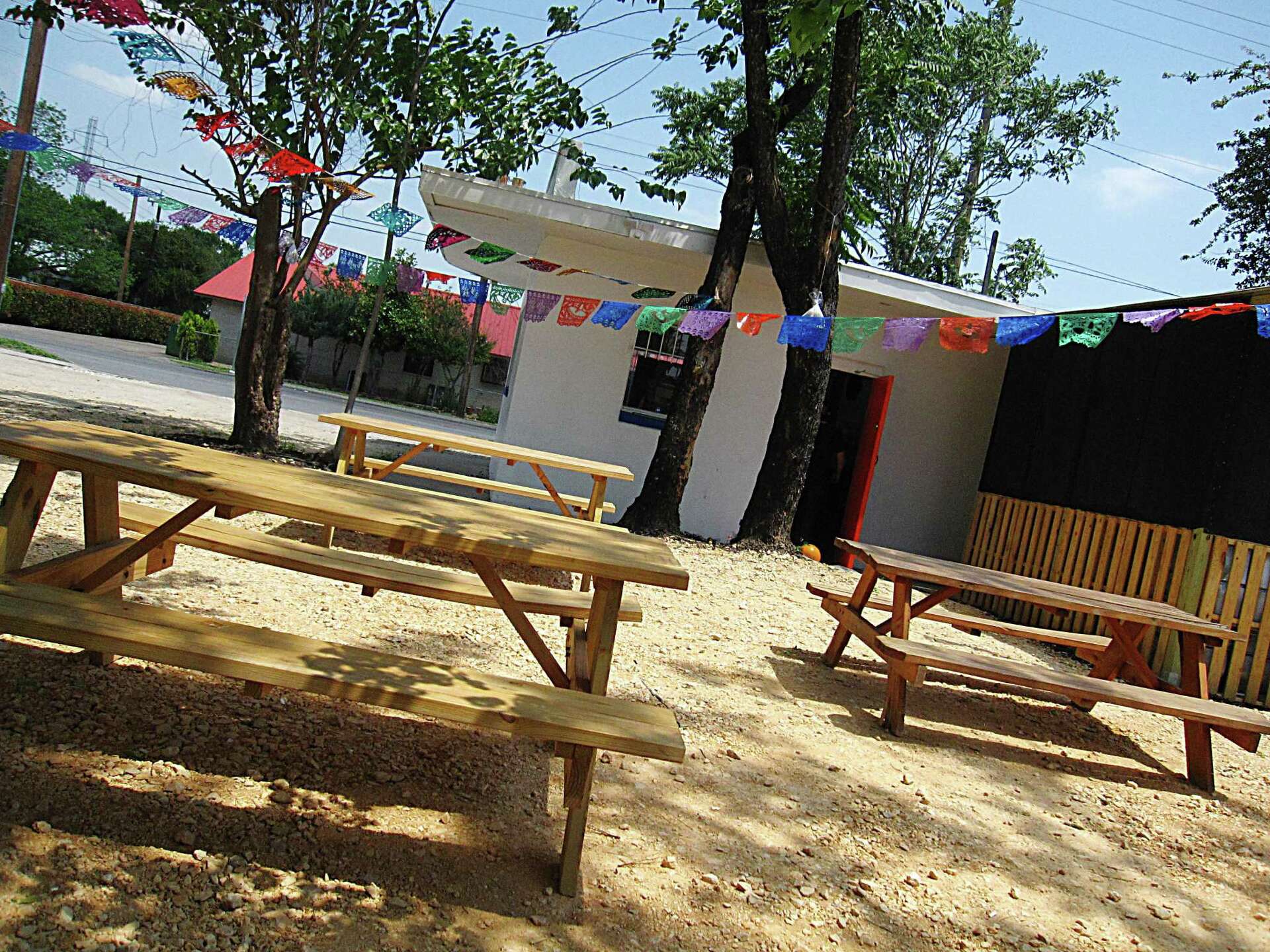 Carnitas Lonja’s little sister, Fish Lonja, is a craveworthy South Side ...