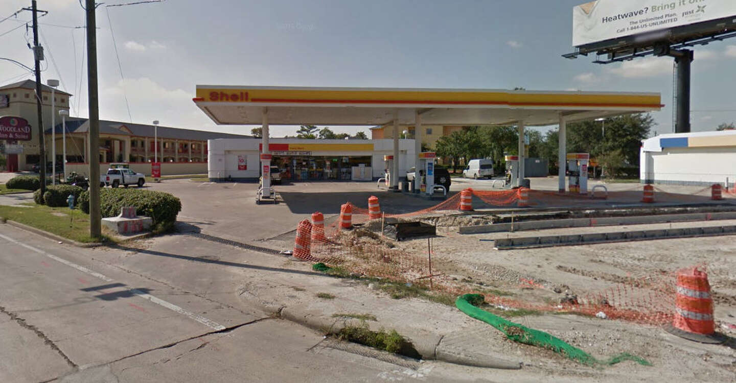 Houston-area gas stations cited for bad gasoline, pump violations