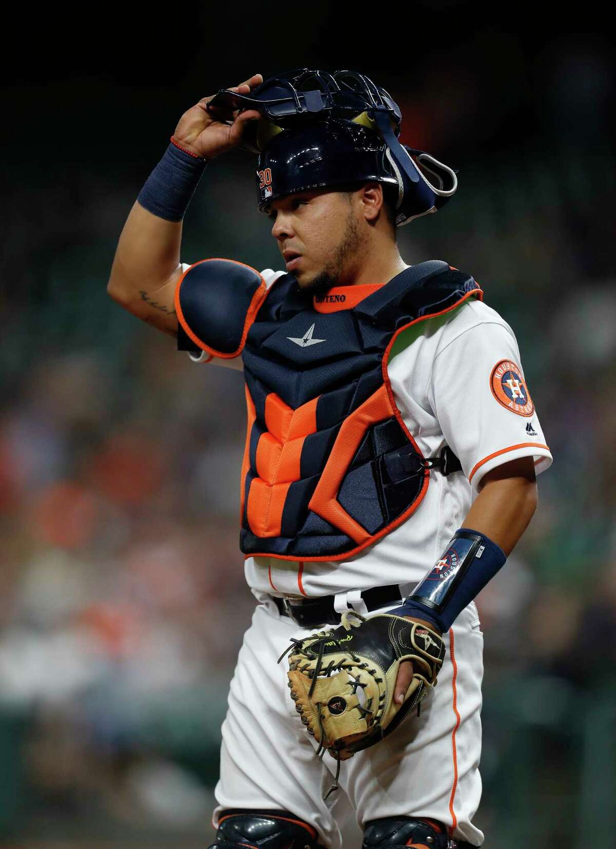 Juan Centeno's big night helps Astros take down Tigers