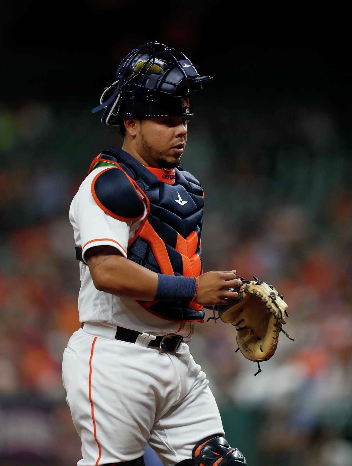 Juan Centeno's big night helps Astros take down Tigers