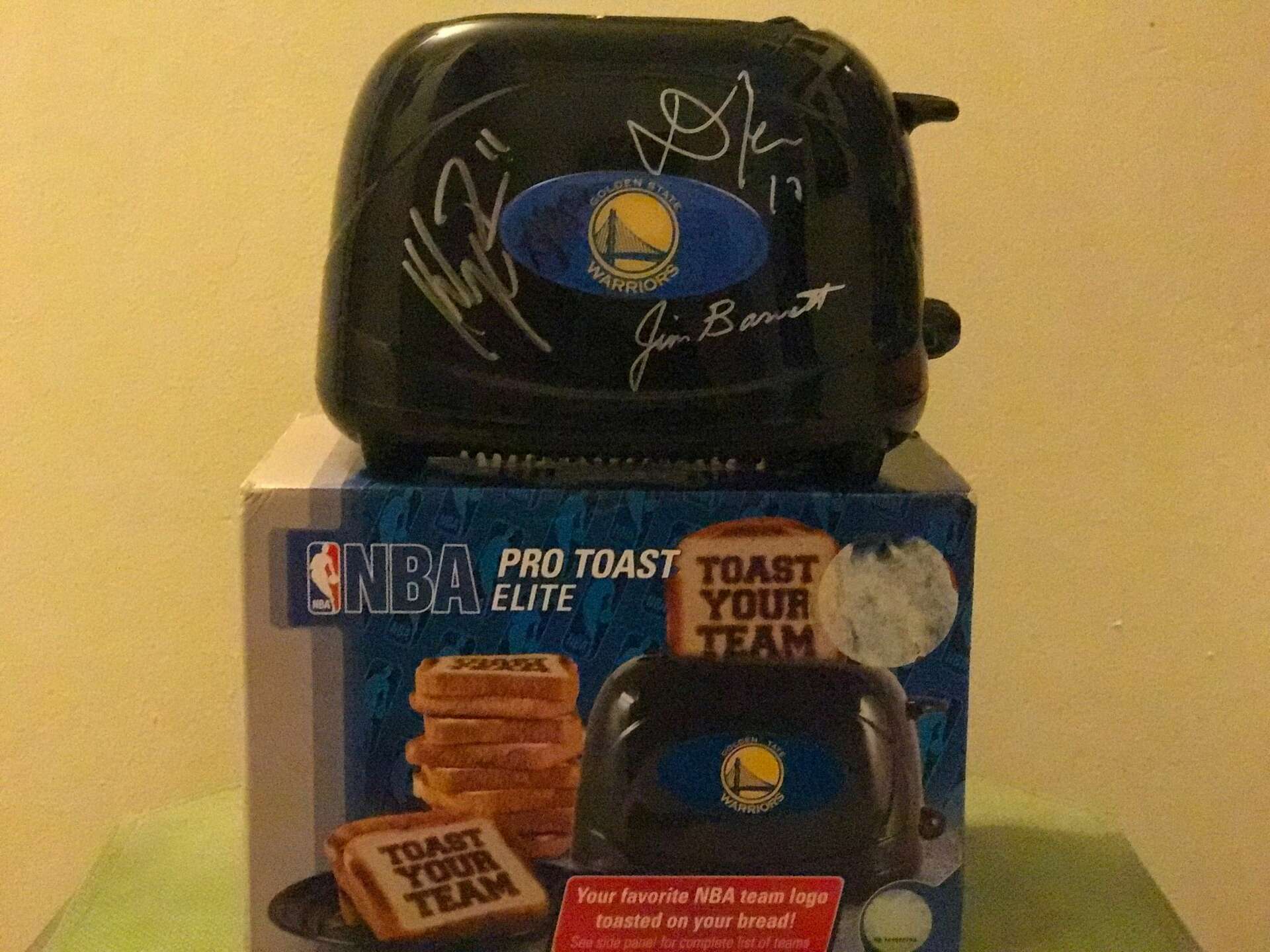 The Warriors are 27-1 since Klay Thompson signed a toaster — here's the ...
