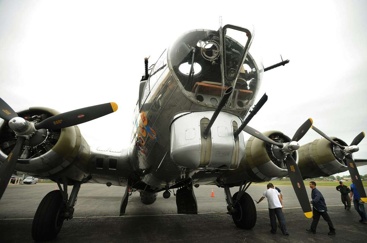 B-17 to be at Sikorsky Memorial Airport Tuesday, Wednesday