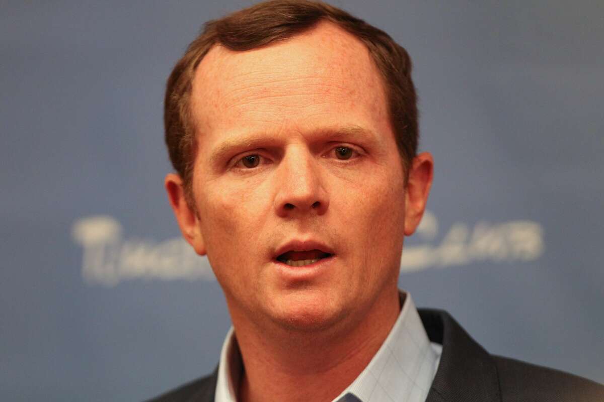 UH coach Major Applewhite's thoughts on family in Houston