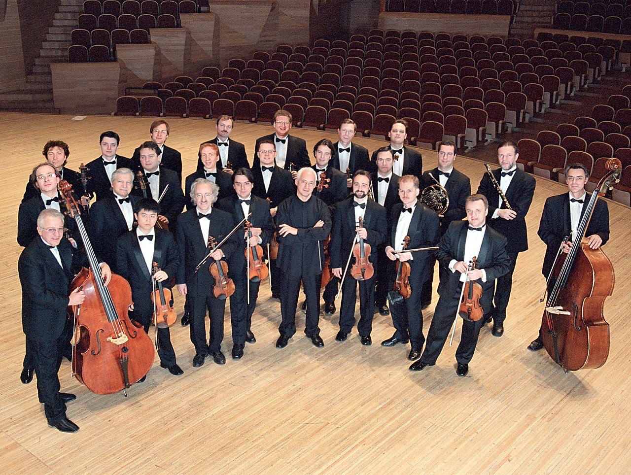 From Moscow, 2 soloists and many virtuosos