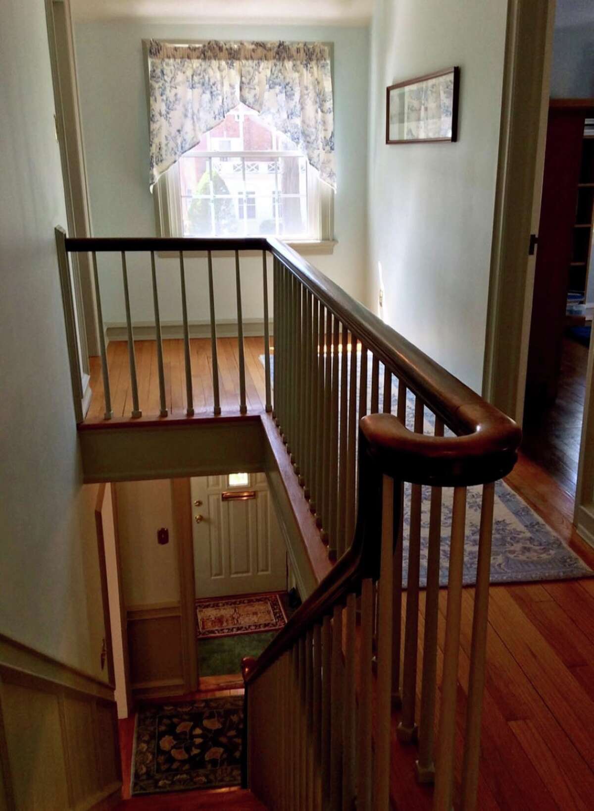 House of the Week: Colonial in Niskayuna