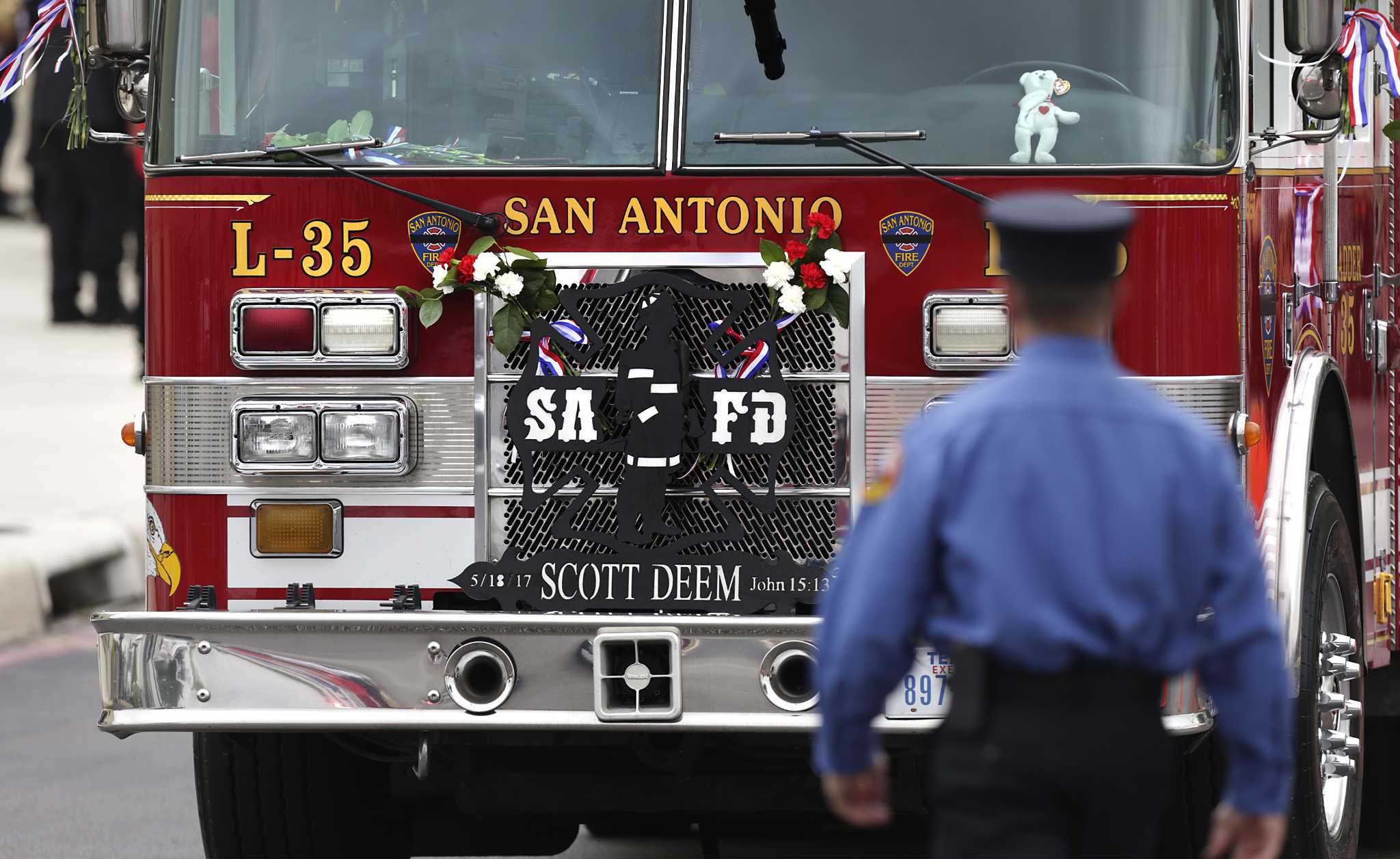San Antonio pays tribute to firefighter Scott Deem, who was killed in ...