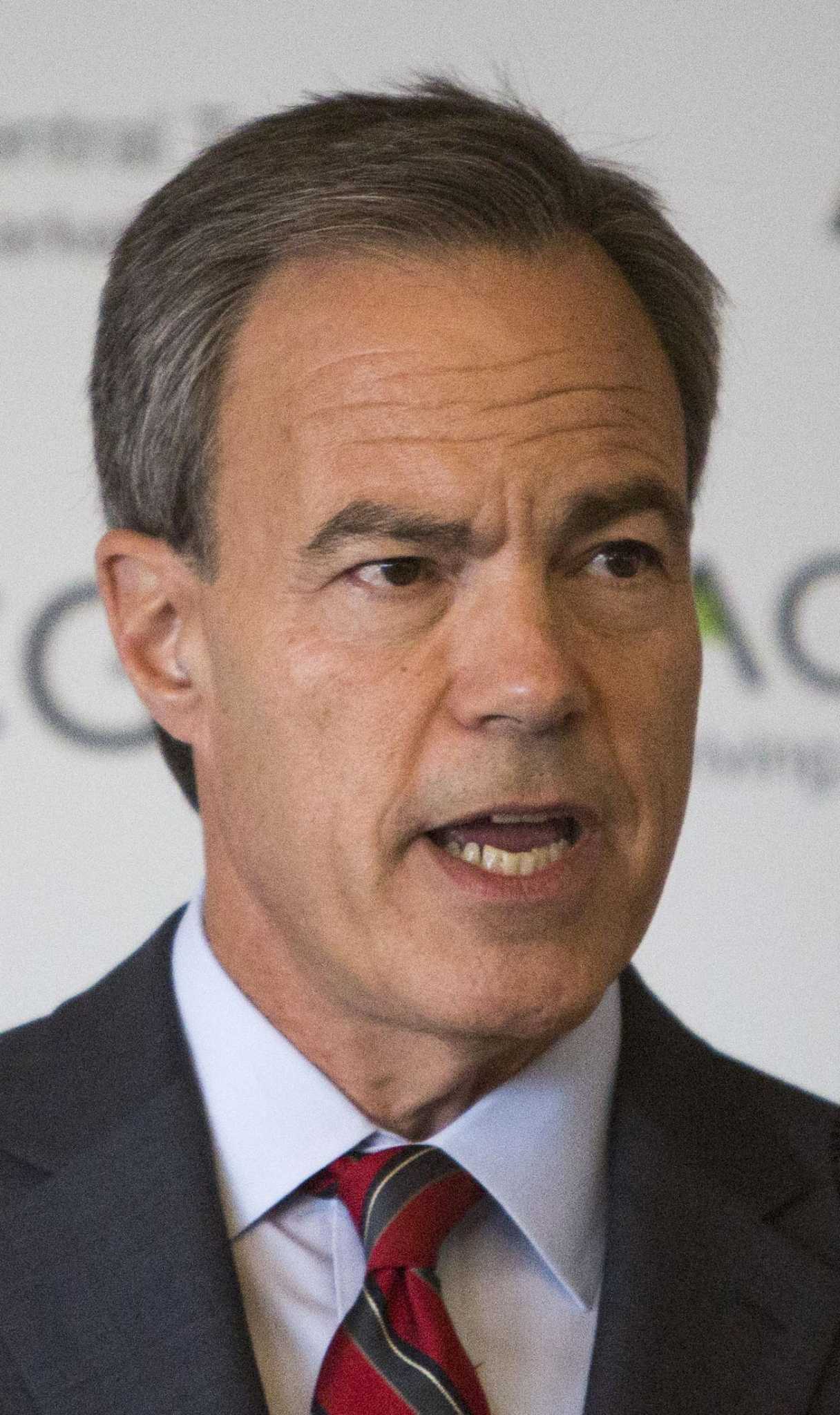 Straus issues ultimatum on bathroom bill