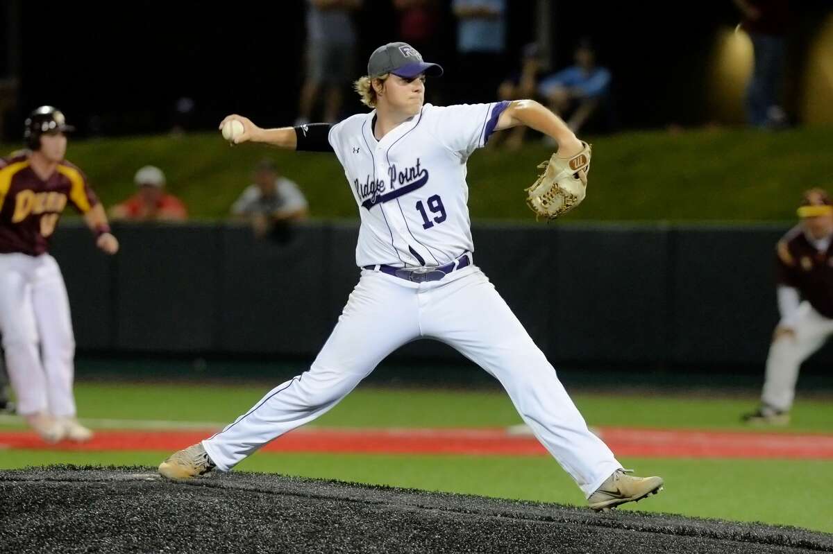 Ridge Point forces Game 3 against Deer Park