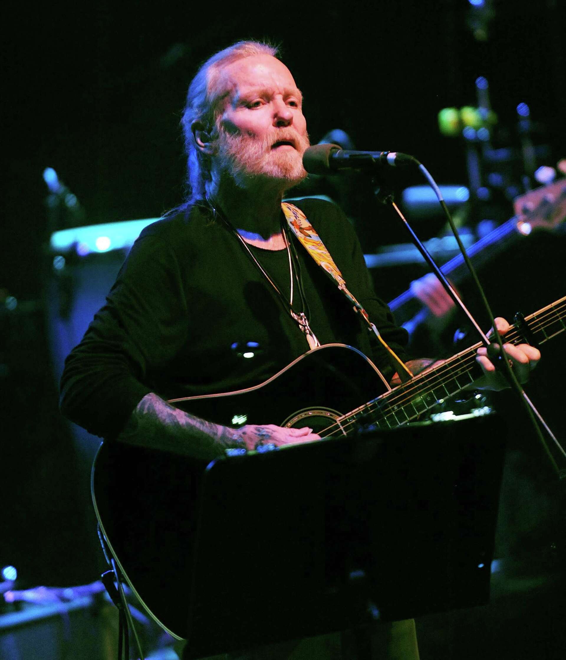 Gregg Allman, bluesy singer who helped pioneer Southern rock, dies