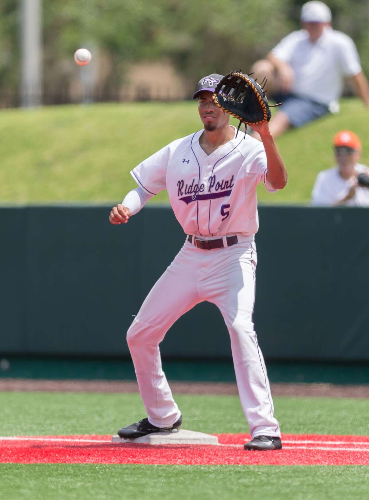 Ridge Point forces Game 3 against Deer Park