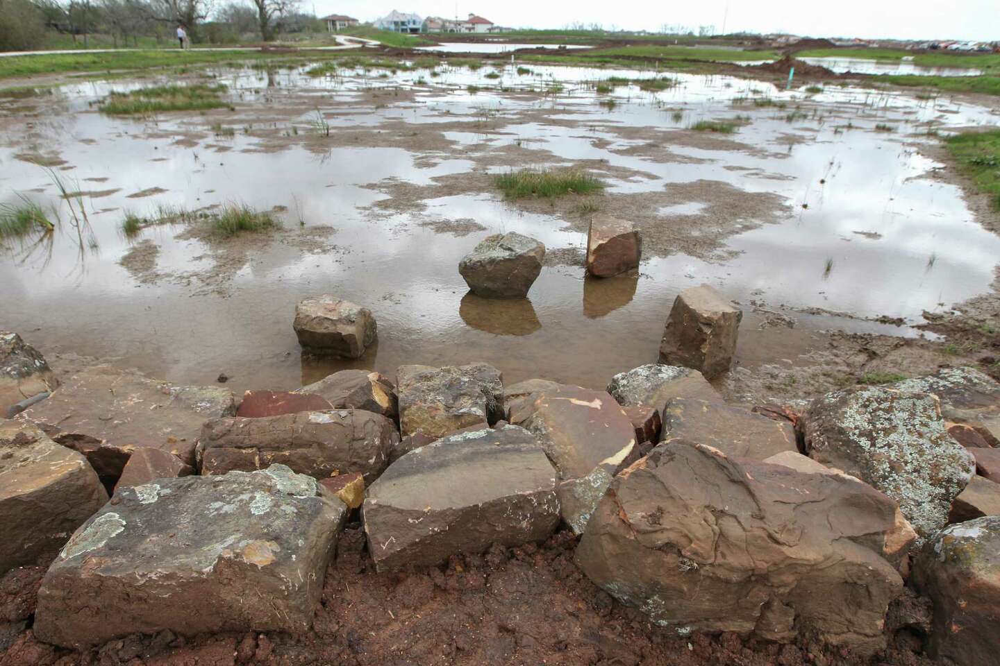 Mud makes a comeback in suburbia