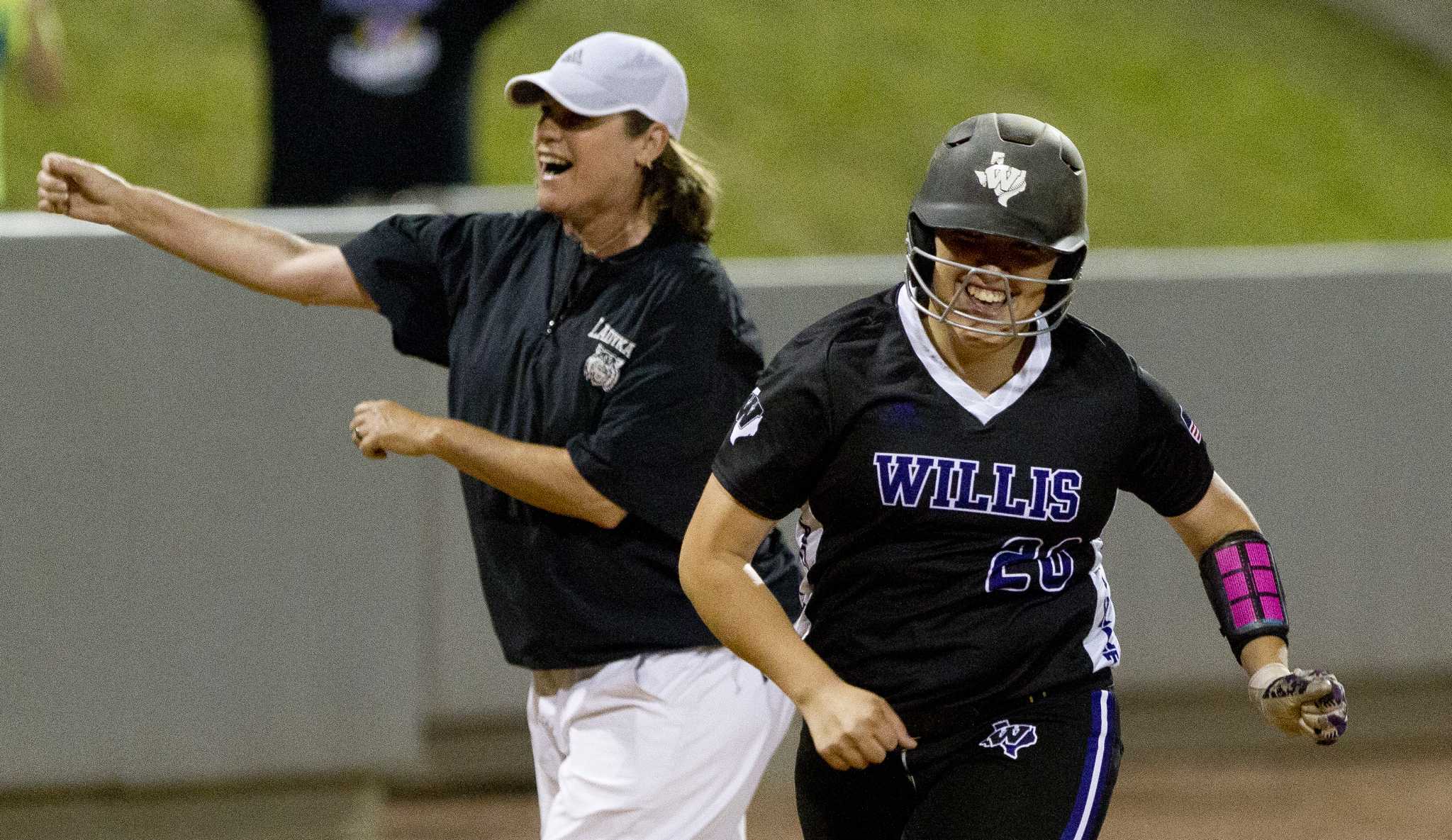 SOFTBALL: Willis lineup provides power for state-bound Ladykats