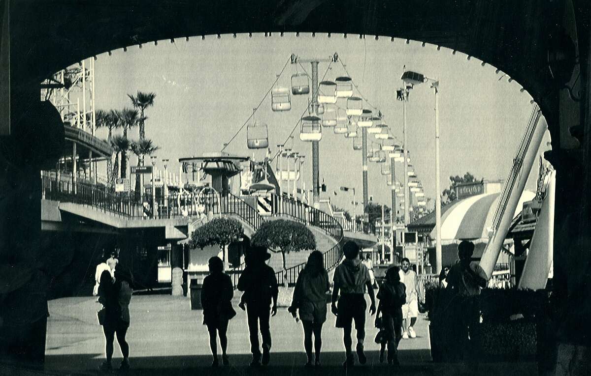 Here's what the Santa Cruz Beach Boardwalk looked like from Prohibition ...