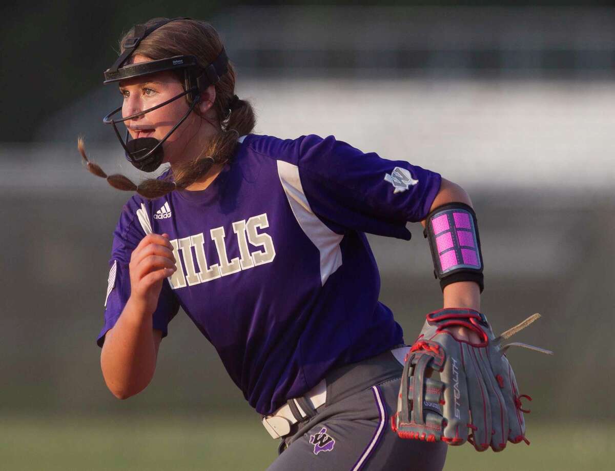 SOFTBALL: Dixon named Gatorade Texas Player of the Year