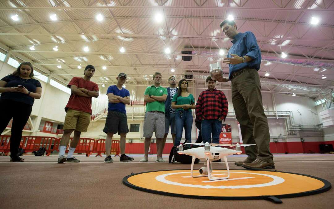Drone class puts UH students in (remote) control