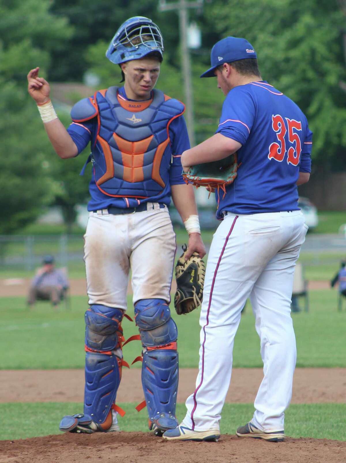 Solimine brothers pitch Danbury baseball team into state quarterfinals