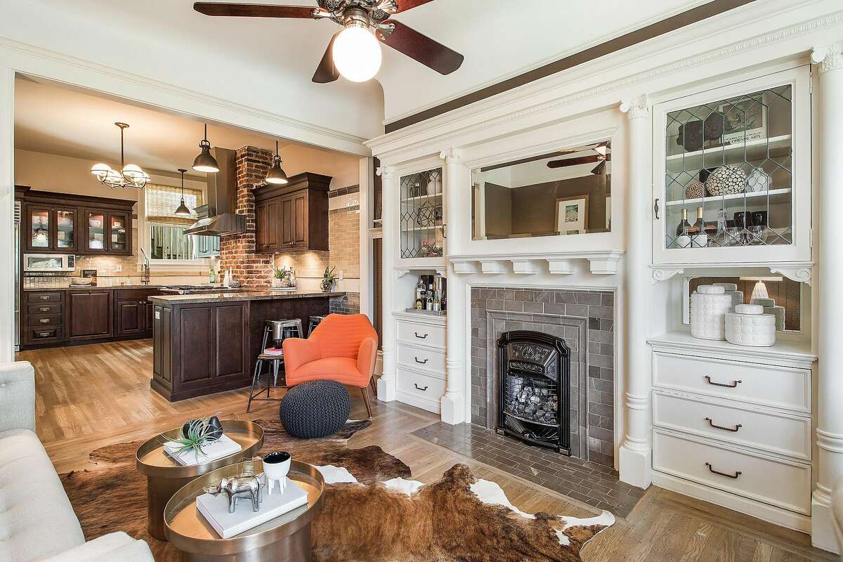 Victorian flat has period grandeur, modern flair