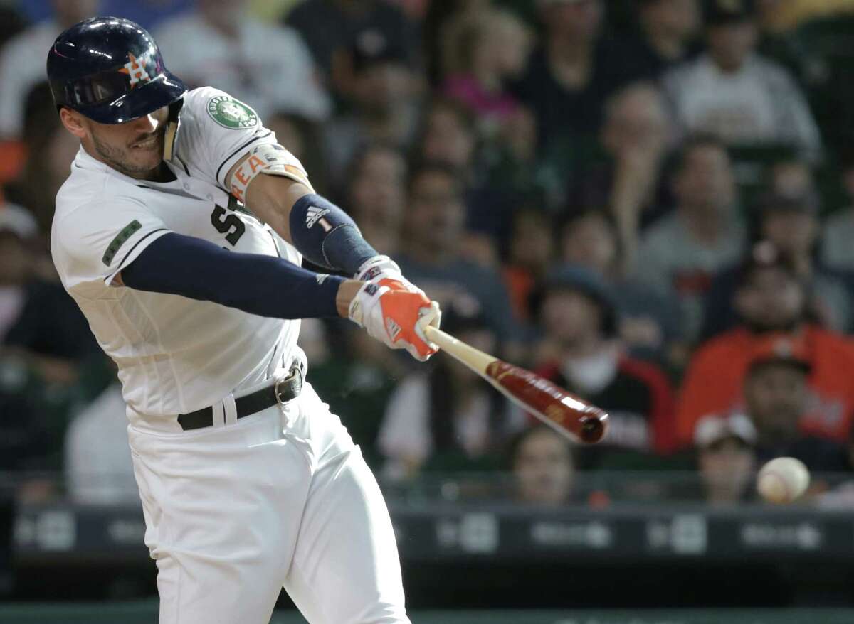 Astros shortstop Carlos Correa turns in a month to remember