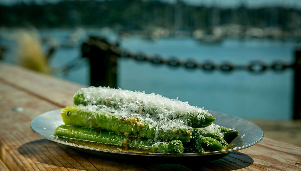 Joinery: Great chicken with a view in Sausalito