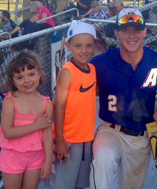 Justin Childers back with Albany Dutchmen for baseball, bonds