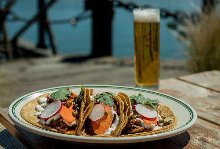 Joinery: Great chicken with a view in Sausalito