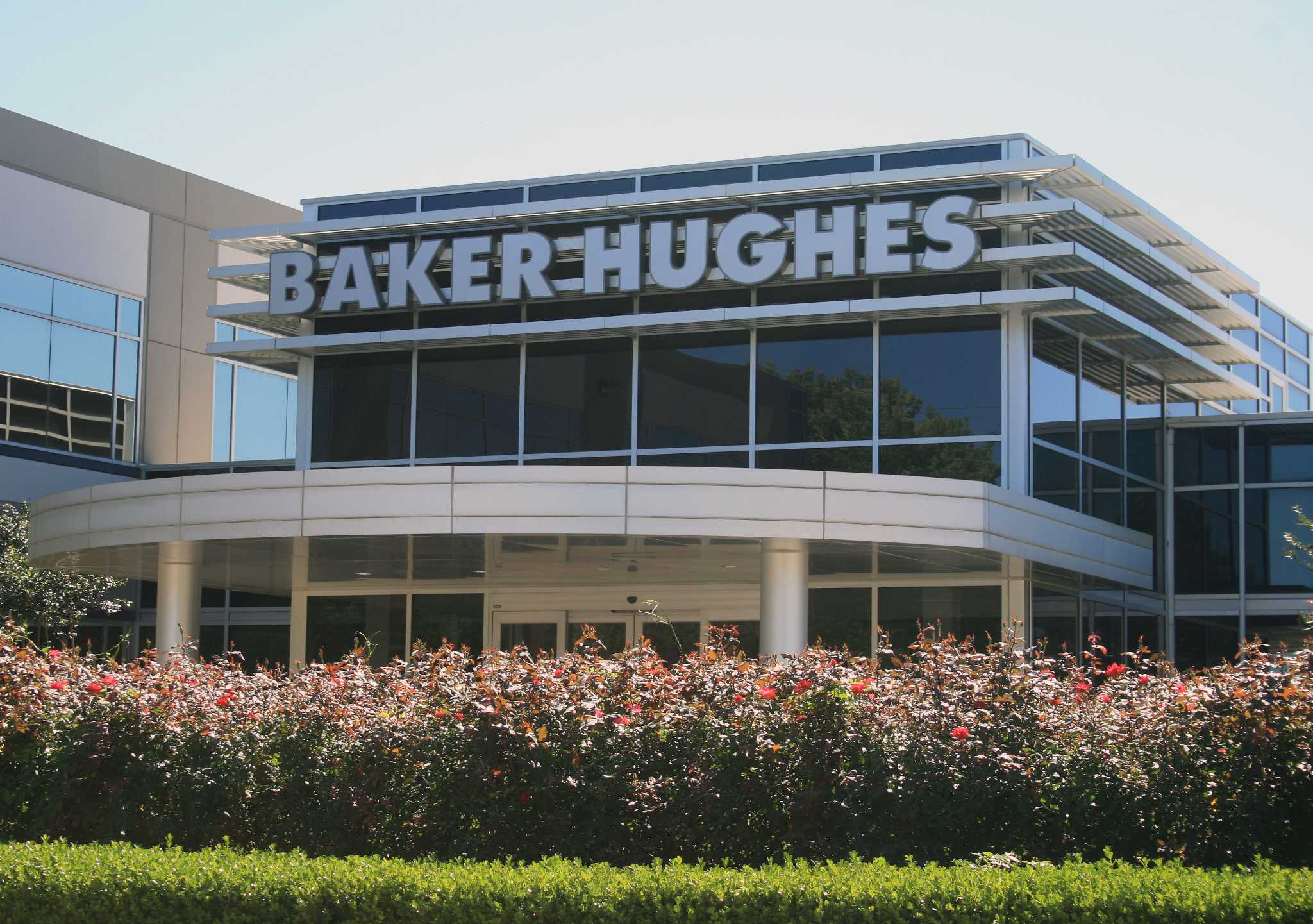 Schlumberger, Baker Hughes increase profits as oil sector strengthens