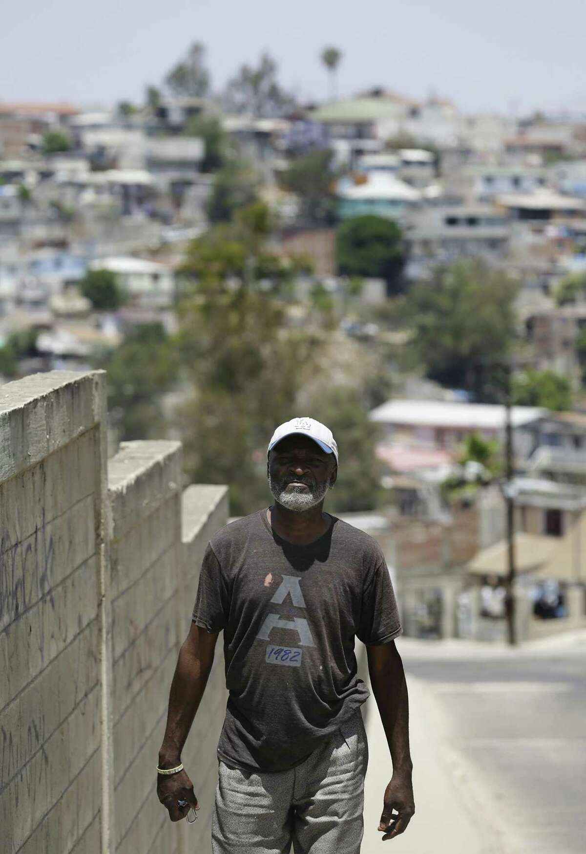 Plight of deported military veterans grabs the attention — and hearts ...