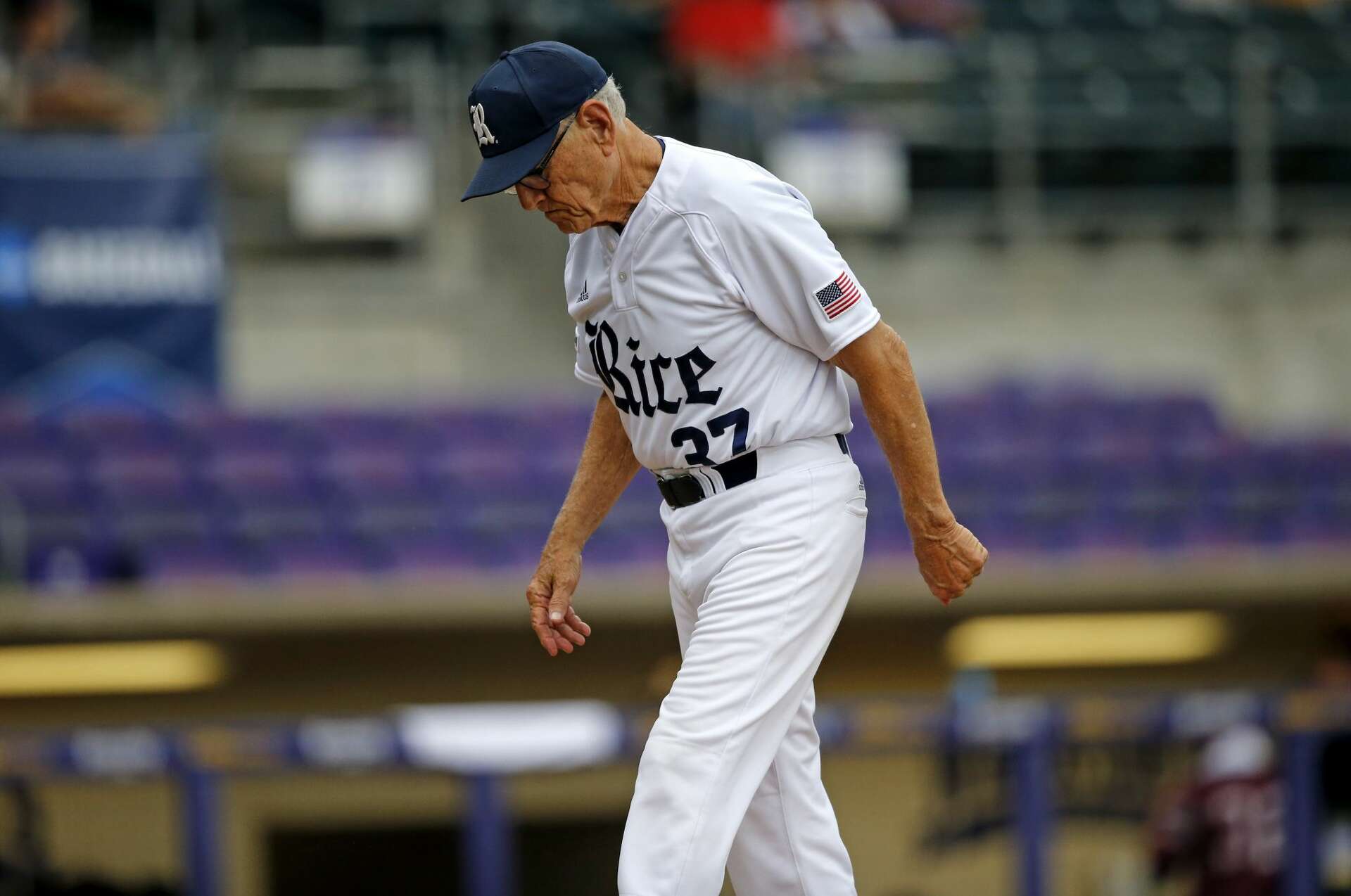 Rice won't bring back baseball coach Wayne Graham