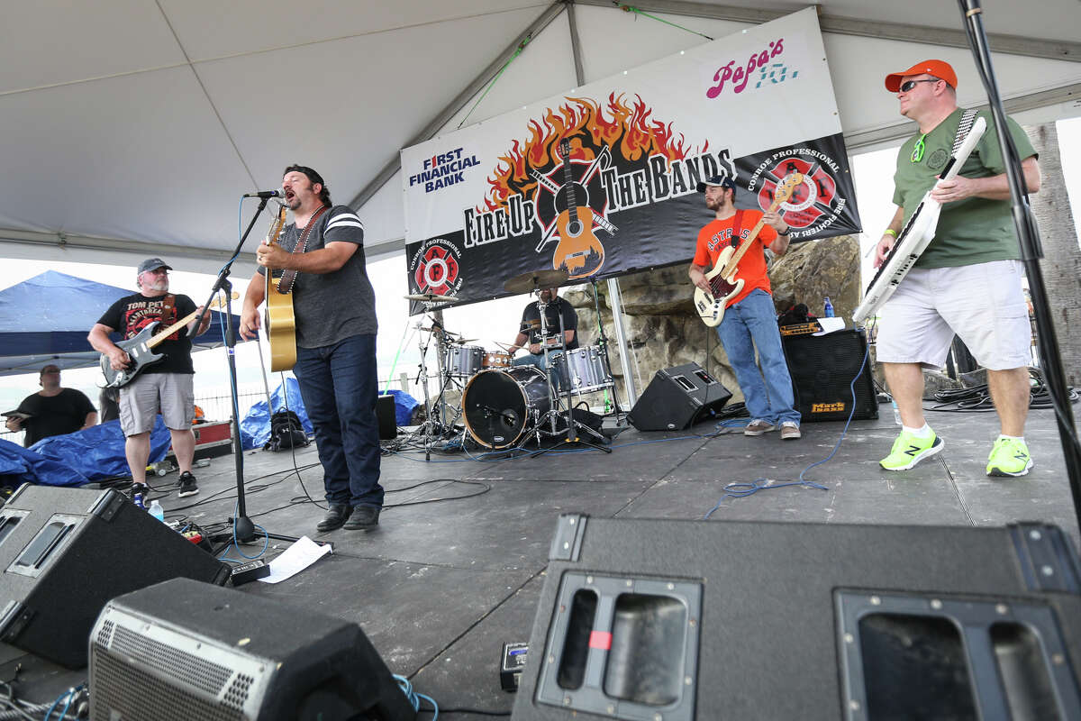 Fire up the Bands raises thousands for Conroe VFW
