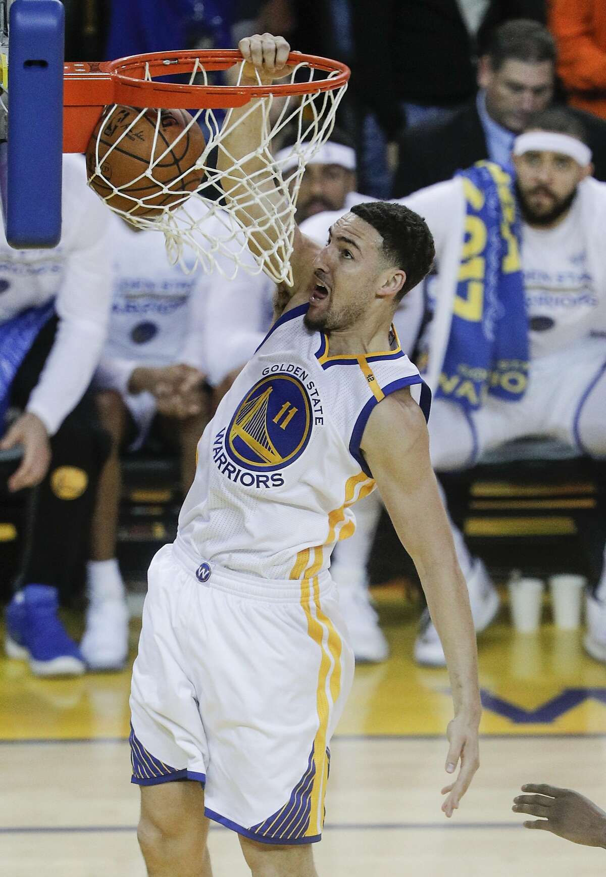 Warriors’ Klay Thompson finds shooting touch in Game 2 win