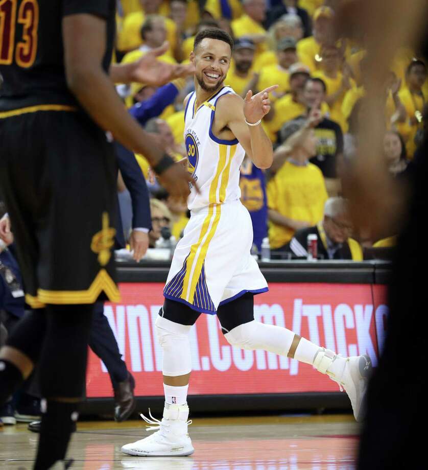 Stephen Curry just being his fun-loving self as Warriors rout Cavs ...