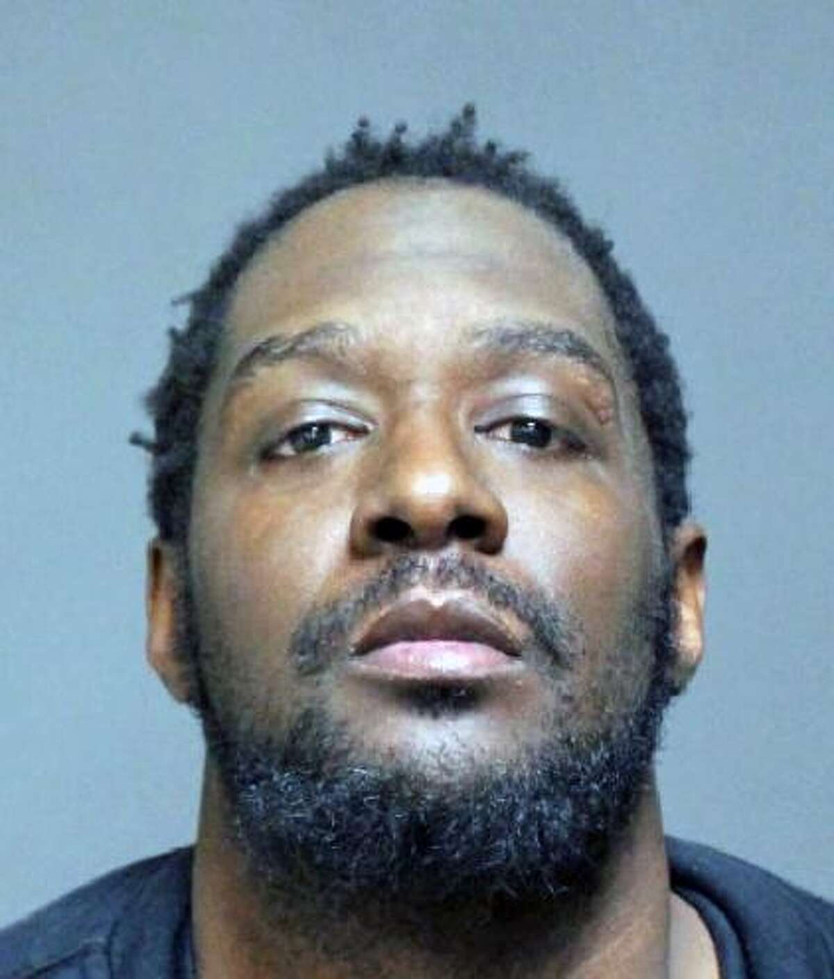 Bridgeport man allegedly stole cash at Jennings Beach