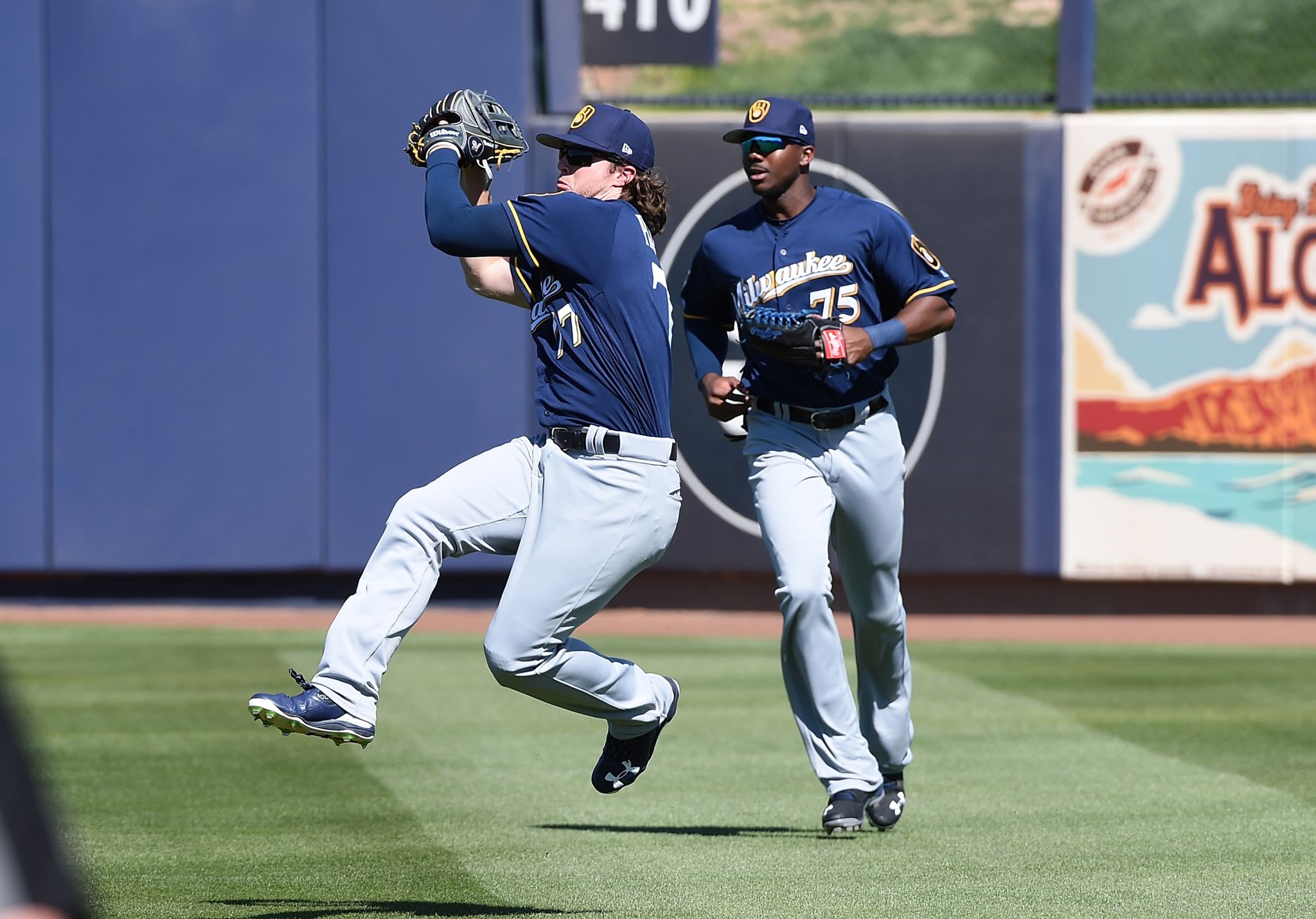 Brewers call up former Astros prospect Brett Phillips