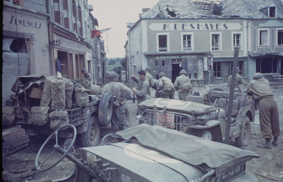 D-Day: The Invasion of Normandy in color photographs