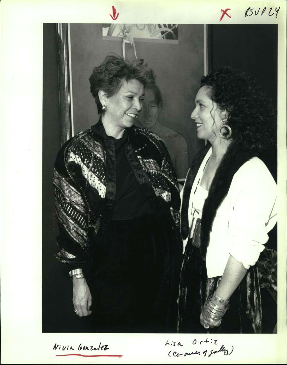 Renowned San Antonio artist Nivia Gonzalez dies