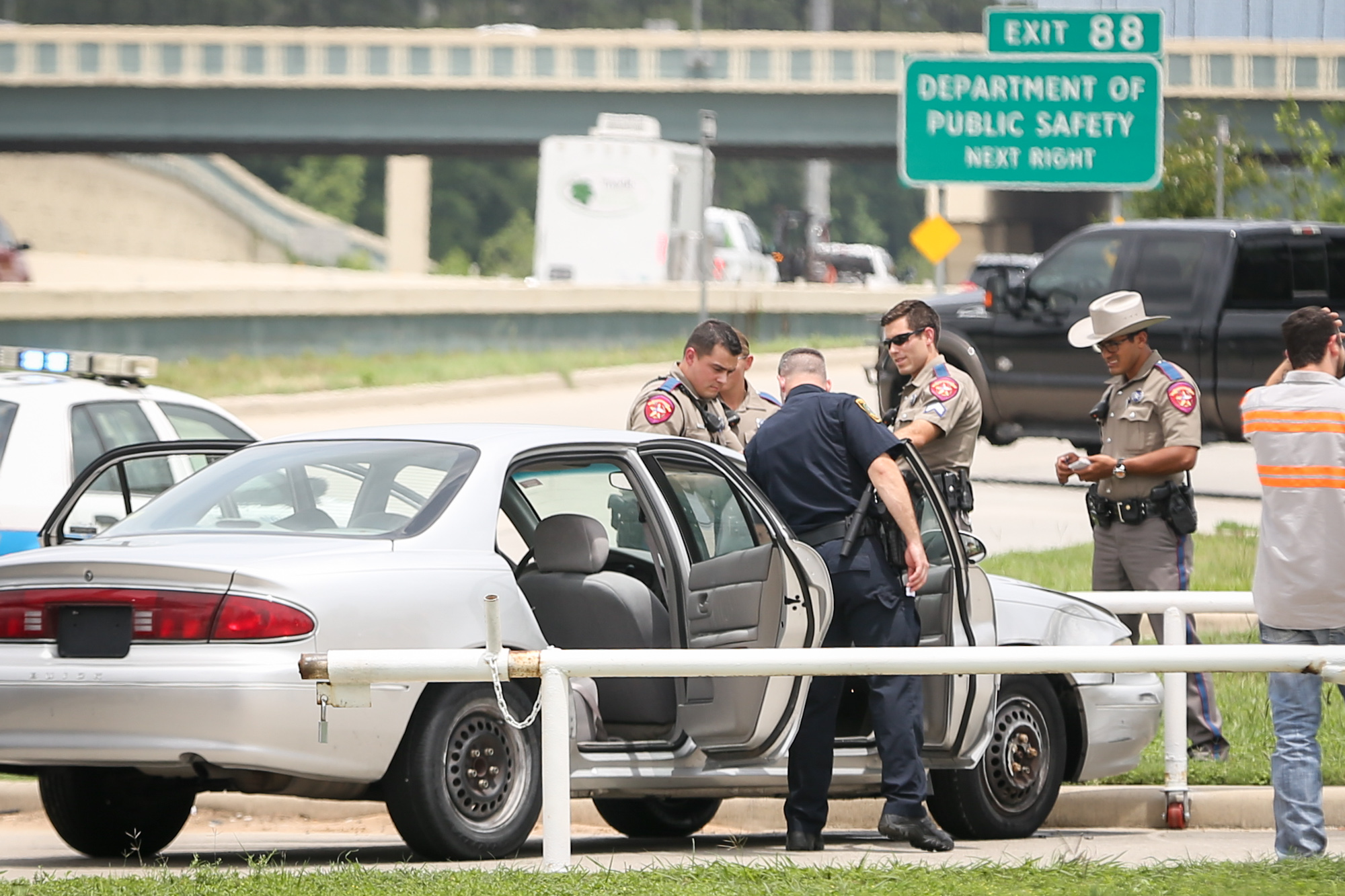 Houston police chase ends in Conroe