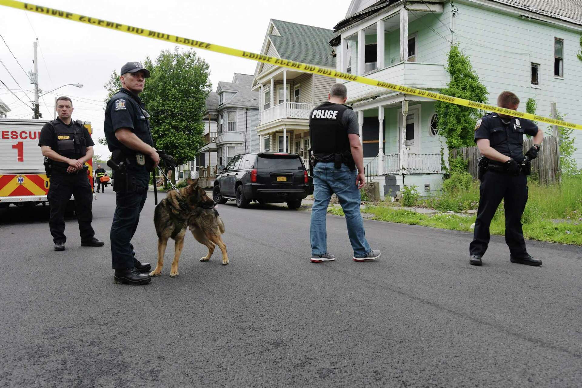 Schenectady cops: Man unarmed, but shooting was justified