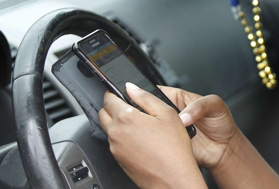 Texas ban on texting while driving takes effect Sept. 1
