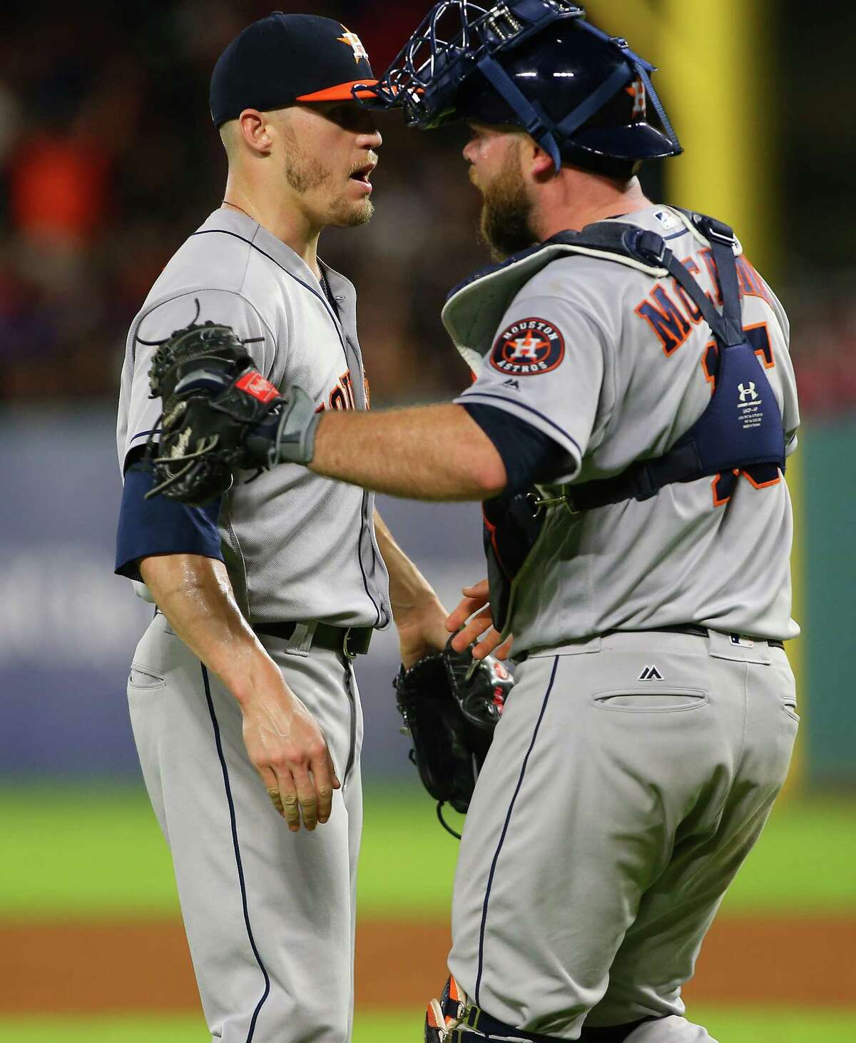 Bullpen meltdown ends Astros' winning streak at 11