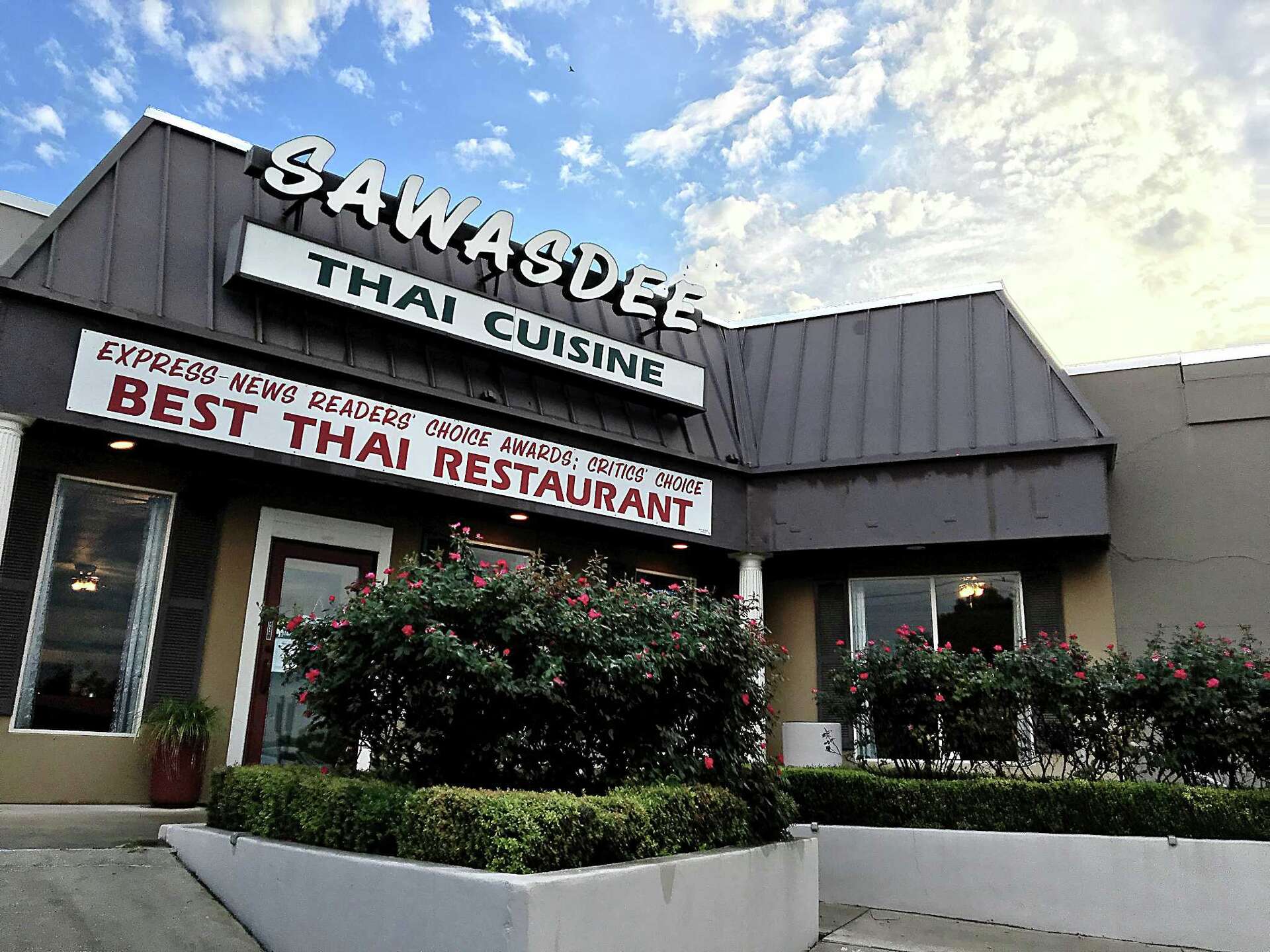 San Antonio Thai restaurant Sawasdee changes 94-item menu