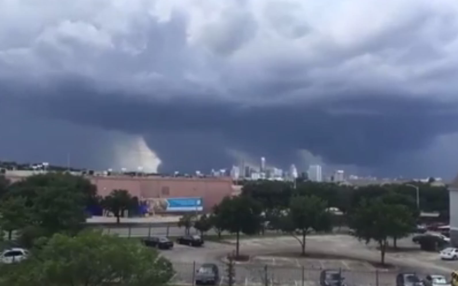 Man captures rare microburst wind formation over Austin during June 5th ...