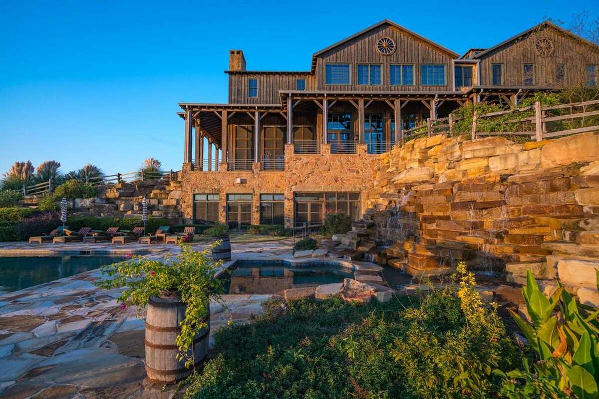 Kyle Bass' 2,400 acre Texas ranch sold for whopping $59.5 million