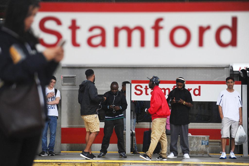 Metro-North reports service restored