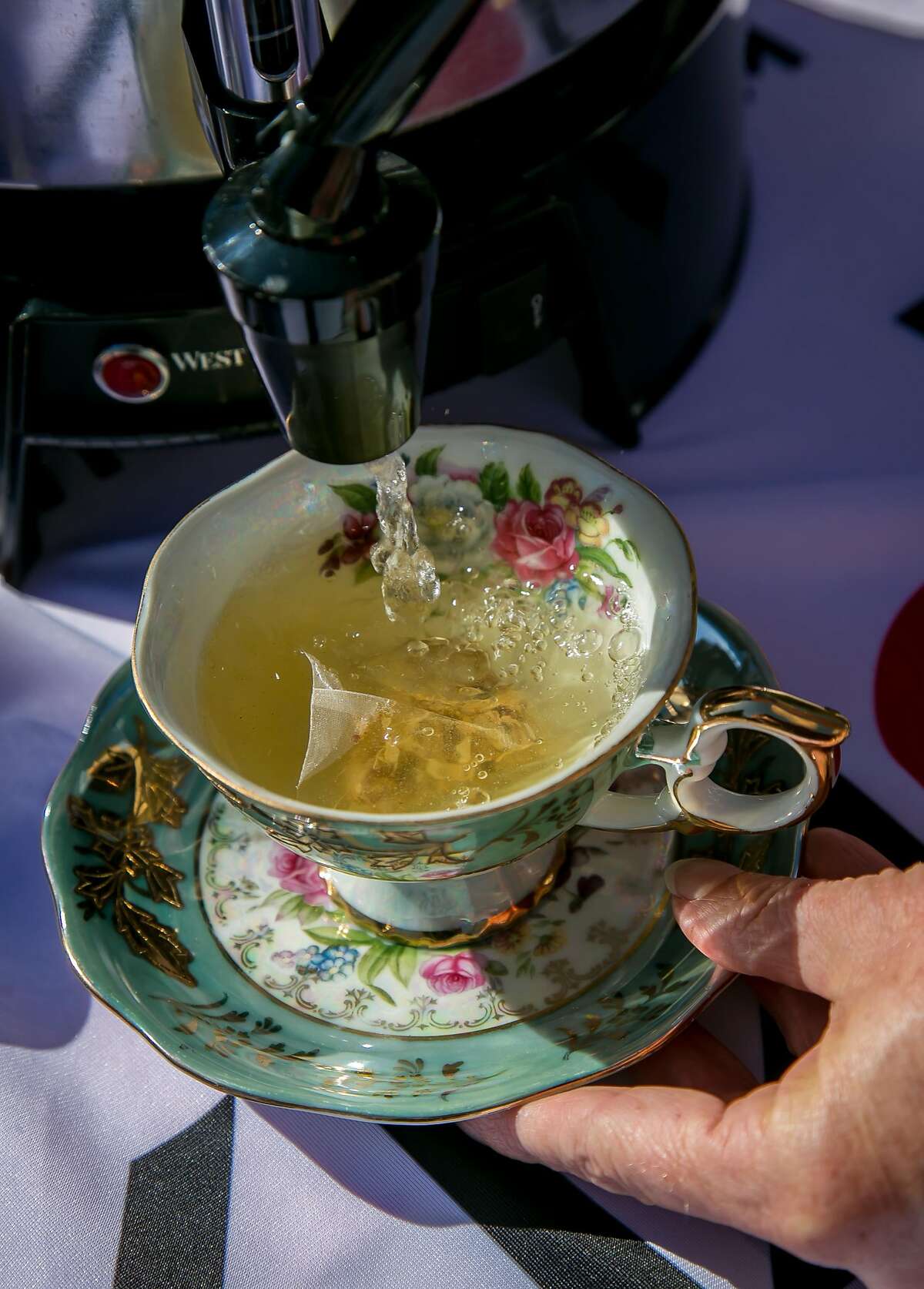 Bay Area women get high on cannabis-infused tea
