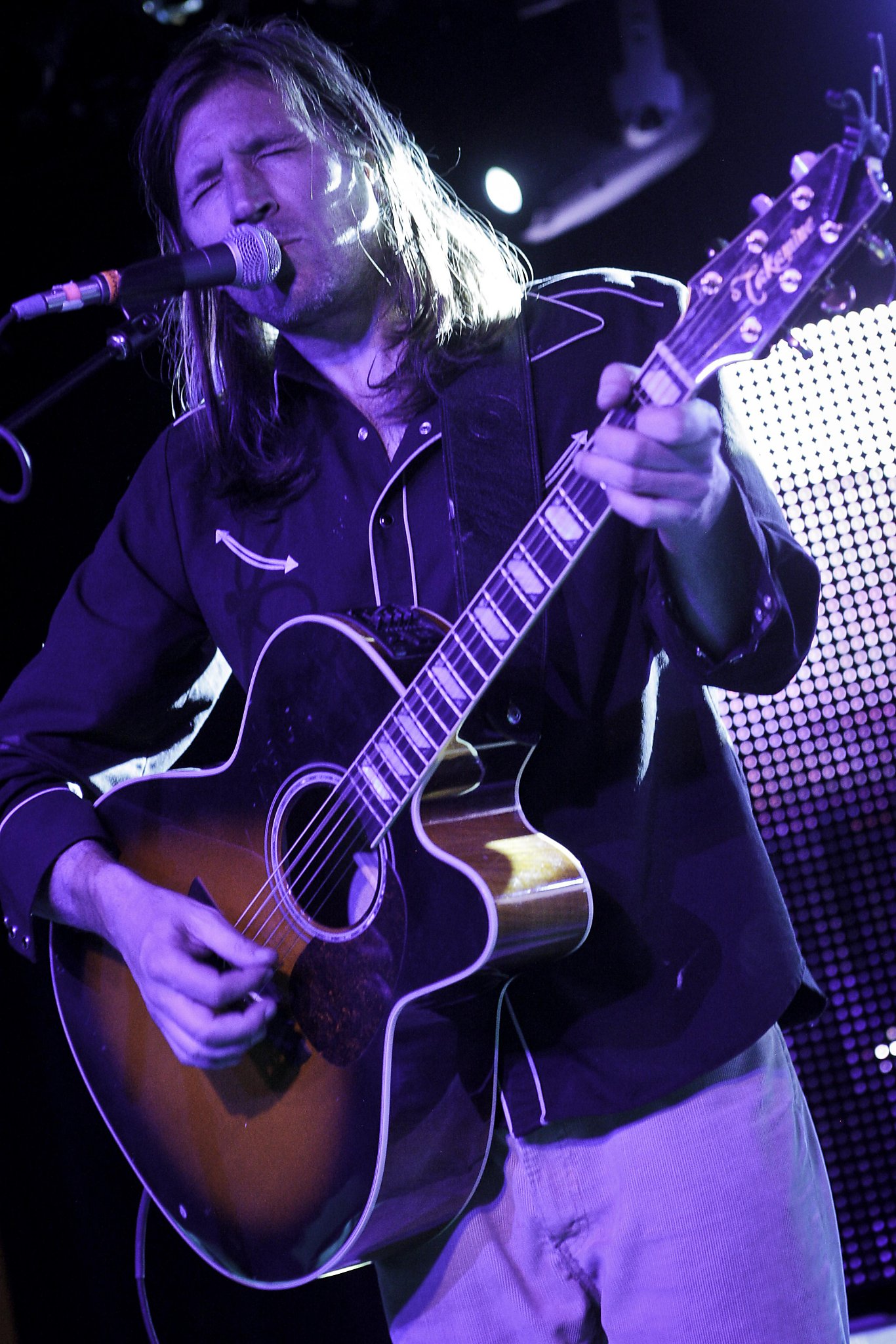 Lemonheads’ Evan Dando hits the road solo — just because